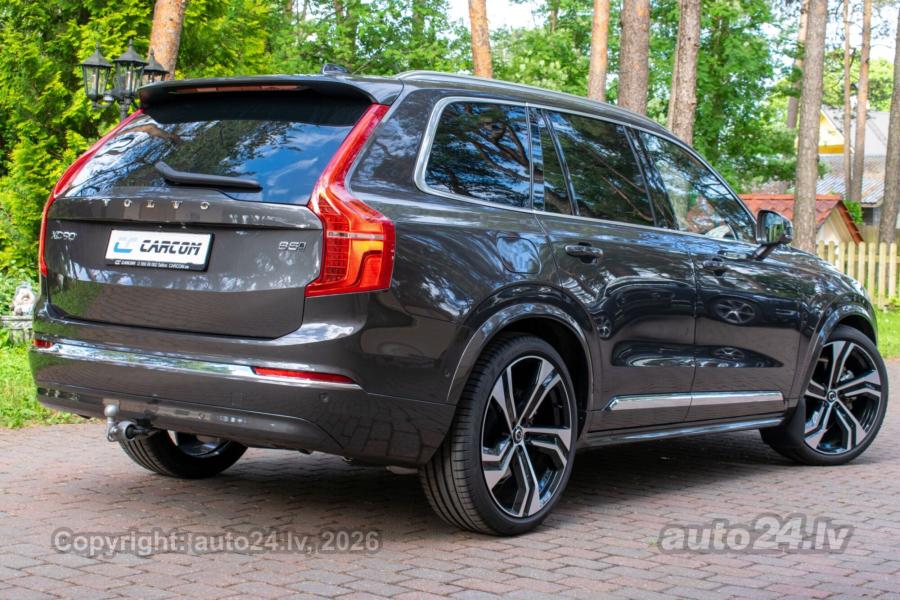 Pelēks Volvo XC90 2024 Tallina, ar dzinēja tilpumu 2.00 L un nobraukumu 8 tūkst. km par 72990 €, foto 3 vietnē AUTOMOTO.COM.LV