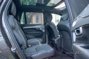 Pelēks Volvo XC90 2024 Tallina, ar dzinēja tilpumu 2.00 L un nobraukumu 8 tūkst. km par 72990 €, foto 13 vietnē AUTOMOTO.COM.LV