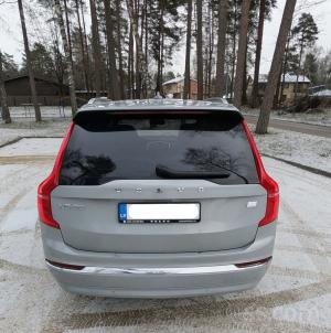 Pelēks Volvo XC90 2024 Rīga, ar dzinēja tilpumu 2.00 L un nobraukumu 45 tūkst. km par 56800 €, foto 4 vietnē AUTOMOTO.COM.LV