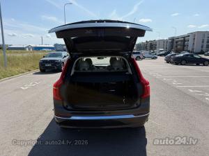 Pelēks Volvo XC90 2024 Tallina, ar dzinēja tilpumu 2.00 L un nobraukumu 45 tūkst. km par 62500 €, foto 9 vietnē AUTOMOTO.COM.LV