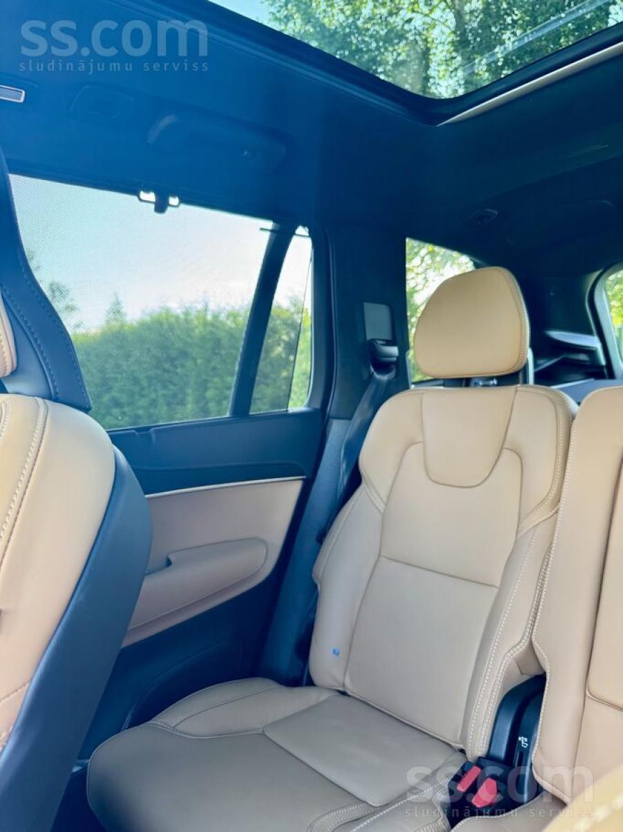 Grey Volvo XC90 2024 in Riga, with an engine capacity of 2.00 L and mileage of 18 thousand km for 59900 €, photo 5 on AUTOMOTO.COM.LV