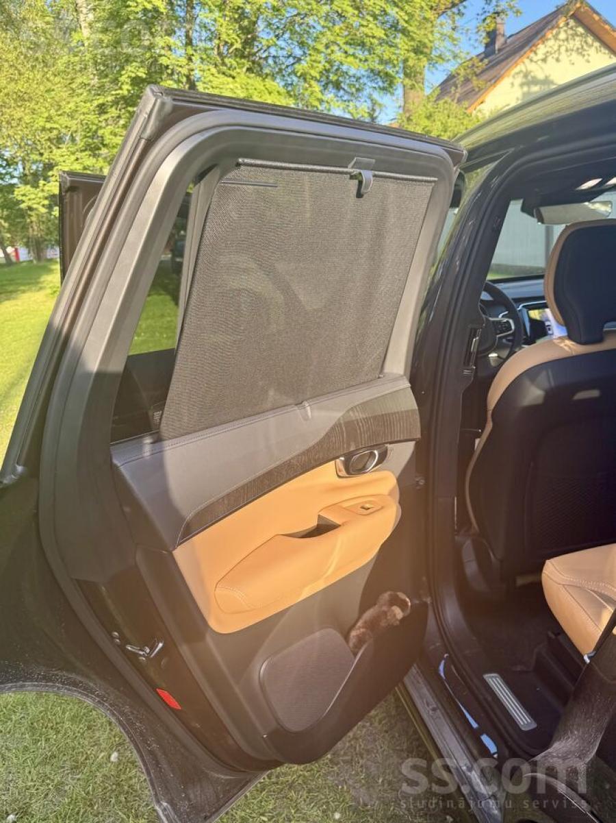Grey Volvo XC90 2024 in Riga, with an engine capacity of 2.00 L and mileage of 18 thousand km for 59900 €, photo 10 on AUTOMOTO.COM.LV