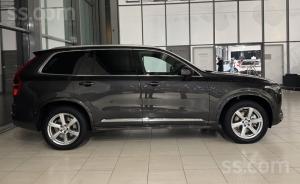 Grey Volvo XC90 2024 in Riga, with an engine capacity of 2.00 L and mileage of 18 thousand km for 59900 €, photo 19 on AUTOMOTO.COM.LV