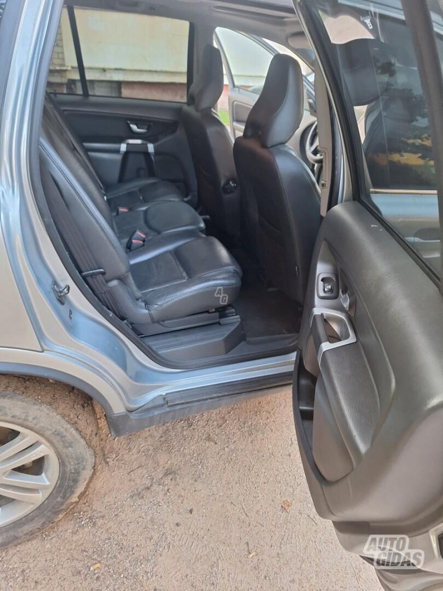 Pelēks Volvo XC90 2024 Kauņa, ar dzinēja tilpumu 3.20 L un nobraukumu 270 tūkst. km par 6250 €, foto 15 vietnē AUTOMOTO.COM.LV