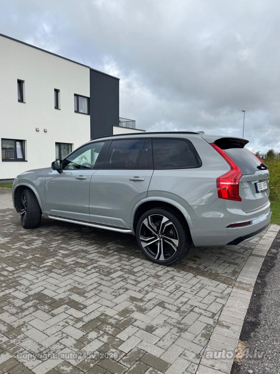 Grey Volvo XC90 2024 in Tartu, with an engine capacity of 2.00 L and mileage of 37 thousand km for 69900 €, photo 7 on AUTOMOTO.COM.LV