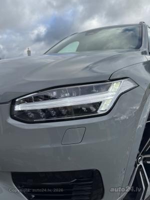 Grey Volvo XC90 2024 in Tartu, with an engine capacity of 2.00 L and mileage of 37 thousand km for 69900 €, photo 8 on AUTOMOTO.COM.LV