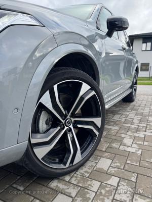 Grey Volvo XC90 2024 in Tartu, with an engine capacity of 2.00 L and mileage of 37 thousand km for 69900 €, photo 9 on AUTOMOTO.COM.LV