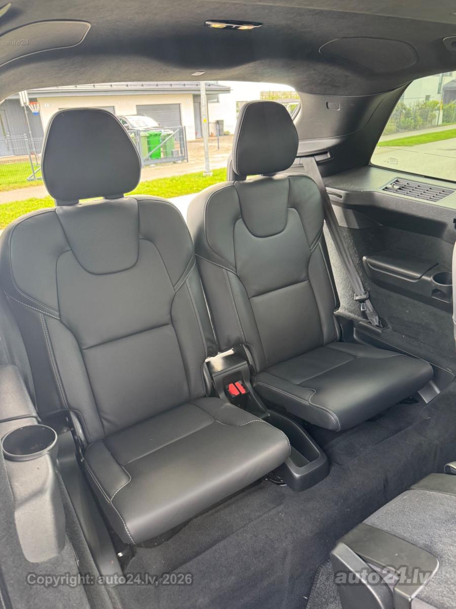 Grey Volvo XC90 2024 in Tartu, with an engine capacity of 2.00 L and mileage of 37 thousand km for 69900 €, photo 27 on AUTOMOTO.COM.LV