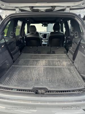 Grey Volvo XC90 2024 in Tartu, with an engine capacity of 2.00 L and mileage of 37 thousand km for 69900 €, photo 28 on AUTOMOTO.COM.LV