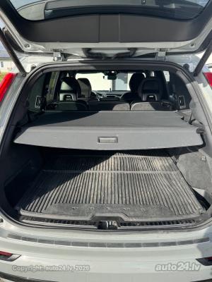 Grey Volvo XC90 2024 in Tartu, with an engine capacity of 2.00 L and mileage of 37 thousand km for 69900 €, photo 30 on AUTOMOTO.COM.LV