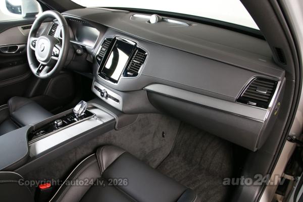 Pelēks Volvo XC90 2024 Pērnava, ar dzinēja tilpumu 2.00 L un nobraukumu 45 tūkst. km par 59990 €, foto 10 vietnē AUTOMOTO.COM.LV