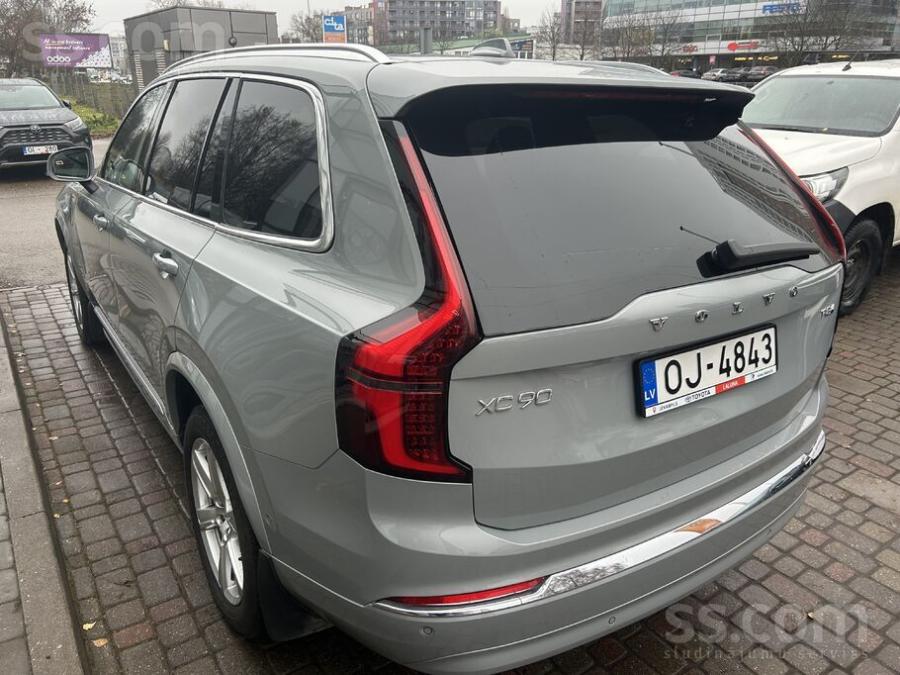 Pelēks Volvo XC90 2025 Rīga, ar dzinēja tilpumu 2.00 L un nobraukumu 12 tūkst. km par 79900 €, foto 7 vietnē AUTOMOTO.COM.LV