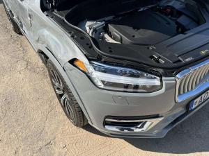 Pelēks Volvo XC90 2025 Kauņa, ar dzinēja tilpumu 1.97 L un nobraukumu 10 tūkst. km par 23900 €, foto 18 vietnē AUTOMOTO.COM.LV