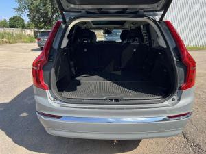Pelēks Volvo XC90 2025 Kauņa, ar dzinēja tilpumu 1.97 L un nobraukumu 10 tūkst. km par 23900 €, foto 20 vietnē AUTOMOTO.COM.LV