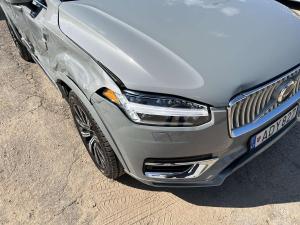 Pelēks Volvo XC90 2025 Kauņa, ar dzinēja tilpumu 1.97 L un nobraukumu 10 tūkst. km par 23900 €, foto 10 vietnē AUTOMOTO.COM.LV