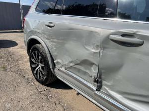 Pelēks Volvo XC90 2025 Kauņa, ar dzinēja tilpumu 1.97 L un nobraukumu 10 tūkst. km par 23900 €, foto 12 vietnē AUTOMOTO.COM.LV