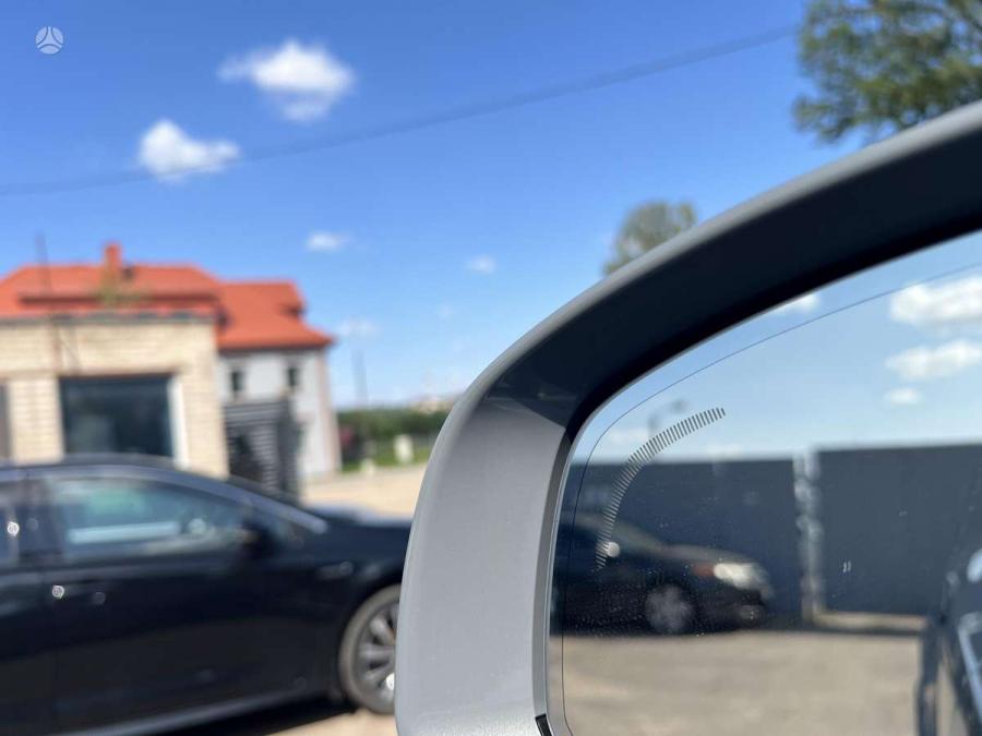 Pelēks Volvo XC90 2025 Kauņa, ar dzinēja tilpumu 1.97 L un nobraukumu 10 tūkst. km par 23900 €, foto 51 vietnē AUTOMOTO.COM.LV