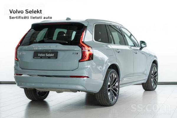 Pelēks Volvo XC90 2025 Rīga, ar dzinēja tilpumu 2.00 L un nobraukumu 36 tūkst. km par 59990 €, foto 2 vietnē AUTOMOTO.COM.LV