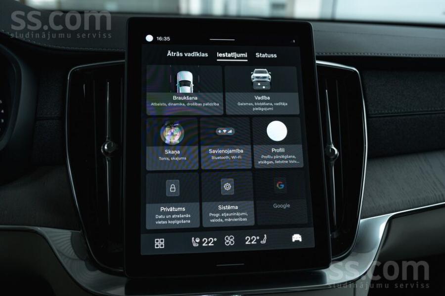 Pelēks Volvo XC90 2025 Rīga, ar dzinēja tilpumu 2.00 L un nobraukumu 36 tūkst. km par 59900 €, foto 30 vietnē AUTOMOTO.COM.LV
