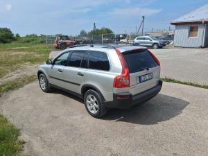 Grey Volvo XC90 2005 in Marijampole, with an engine capacity of 2.40 L and mileage of 343 thousand km for 3950 €, photo 5 on AUTOMOTO.COM.LV