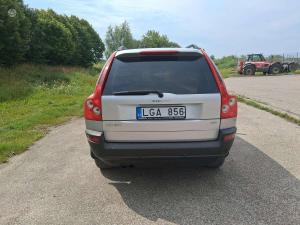 Grey Volvo XC90 2005 in Marijampole, with an engine capacity of 2.40 L and mileage of 343 thousand km for 3950 €, photo 8 on AUTOMOTO.COM.LV