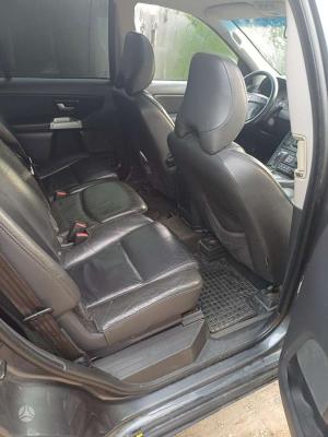 Pelēks Volvo XC90 2006 Viļņa, ar dzinēja tilpumu 2.40 L un nobraukumu 328 tūkst. km par 3999 €, foto 4 vietnē AUTOMOTO.COM.LV