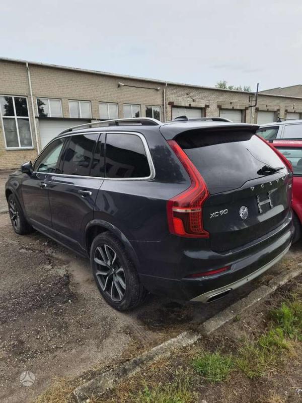 Grey Volvo XC90 2016 in Kelme, with an engine capacity of 2.00 L and mileage of 200 thousand km for 11500 €, photo 3 on AUTOMOTO.COM.LV