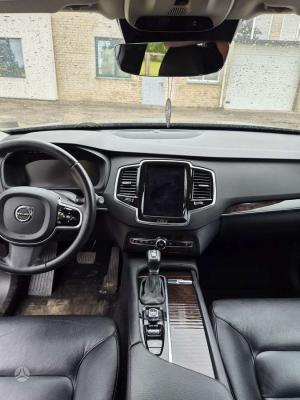Grey Volvo XC90 2016 in Kelme, with an engine capacity of 2.00 L and mileage of 200 thousand km for 11500 €, photo 9 on AUTOMOTO.COM.LV