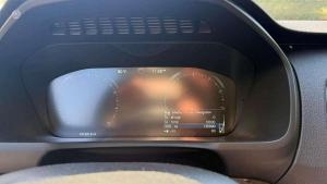Grey Volvo XC90 2016 in Kelme, with an engine capacity of 2.00 L and mileage of 200 thousand km for 11500 €, photo 10 on AUTOMOTO.COM.LV