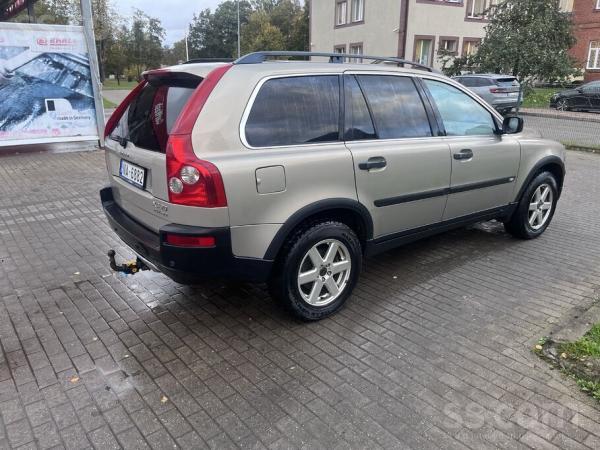 Volvo XC90 2004 Valmiera vietnē Pelēks Volvo XC90 2004 Valmiera, ar dzinēja tilpumu 2.50 L un nobraukumu 295 tūkst. km par 1800 €, foto 4 vietnē AUTOMOTO.COM.LV