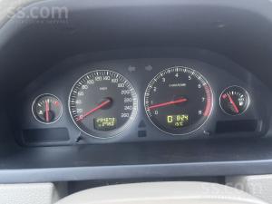 Pelēks Volvo XC90 2004 Valmiera, ar dzinēja tilpumu 2.50 L un nobraukumu 295 tūkst. km par 1800 €, foto 10 vietnē AUTOMOTO.COM.LV