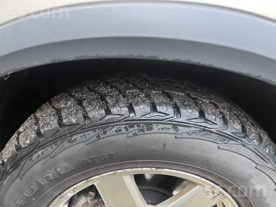 Pelēks Volvo XC90 2004 Valmiera, ar dzinēja tilpumu 2.50 L un nobraukumu 295 tūkst. km par 1800 €, foto 11 vietnē AUTOMOTO.COM.LV