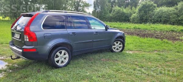Pelēks Volvo XC90 2006 Cēsis, ar dzinēja tilpumu 2.40 L un nobraukumu 410 tūkst. km par 3500 €, foto 1 vietnē AUTOMOTO.COM.LV