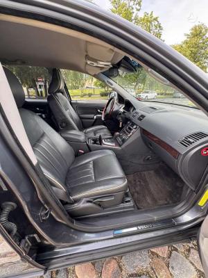 Pelēks Volvo XC90 2007 Rīga, ar dzinēja tilpumu 2.40 L un nobraukumu 293 tūkst. km par 6590 €, foto 5 vietnē AUTOMOTO.COM.LV
