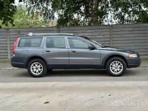 Grey Volvo XC90 2005 in Jelgava, with an engine capacity of 2.40 L and mileage of 338 thousand km for 2700 €, photo 5 on AUTOMOTO.COM.LV