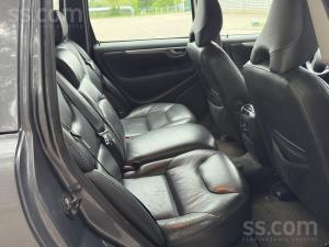 Grey Volvo XC90 2005 in Jelgava, with an engine capacity of 2.40 L and mileage of 338 thousand km for 2700 €, photo 11 on AUTOMOTO.COM.LV