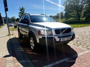 Grey Volvo XC90 2005 in Tallinn, with an engine capacity of 2.40 L and mileage of 283 thousand km for 4800 €, photo 3 on AUTOMOTO.COM.LV