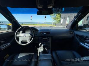 Grey Volvo XC90 2005 in Tallinn, with an engine capacity of 2.40 L and mileage of 283 thousand km for 4800 €, photo 8 on AUTOMOTO.COM.LV