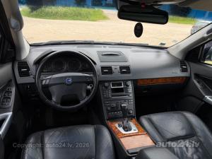 Серый Вольво ХС90 2005 в Вильянди, объемом двигателя 2.40 л и пробегом 219 тыс. км за 4790 €, фото 9 на AUTOMOTO.COM.LV