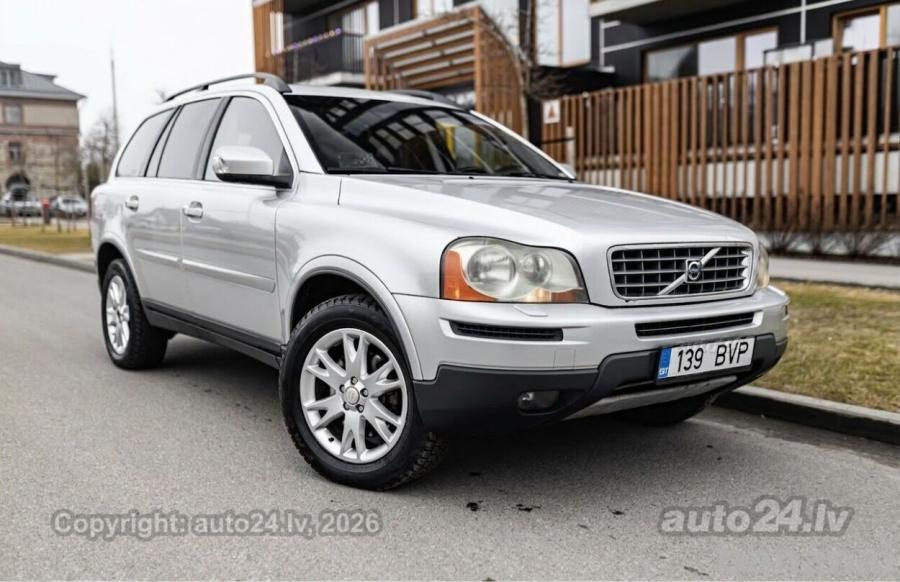 Grey Volvo XC90 2007 in Tallinn, with an engine capacity of 2.40 L and mileage of 293 thousand km for 5490 €, photo 1 on AUTOMOTO.COM.LV