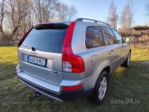 Grey Volvo XC90 2007 in Tallinn, with an engine capacity of 2.40 L and mileage of 400 thousand km for 3800 €, photo 4 on AUTOMOTO.COM.LV