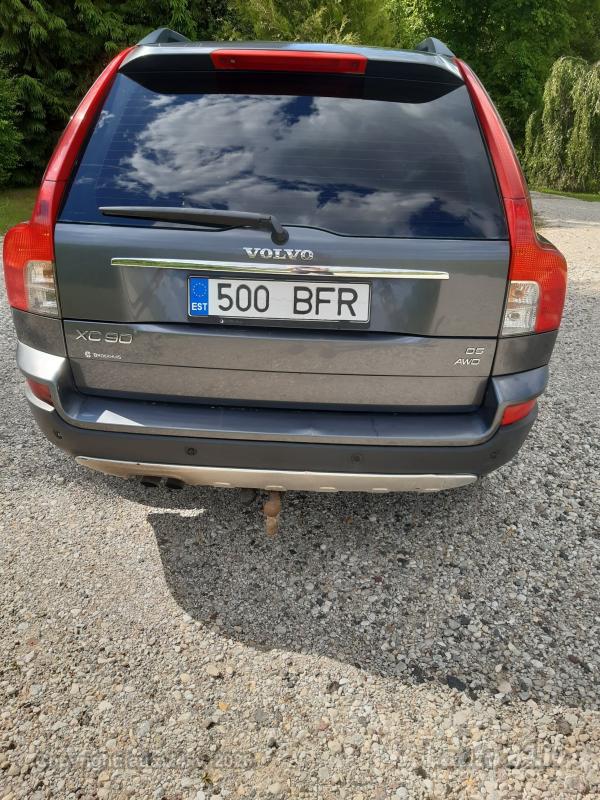 Pelēks Volvo XC90 2007 Rapla, ar dzinēja tilpumu 2.40 L un nobraukumu 542 tūkst. km par 1900 €, foto 4 vietnē AUTOMOTO.COM.LV