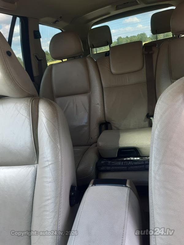 Pelēks Volvo XC90 2007 Rapla, ar dzinēja tilpumu 2.40 L un nobraukumu 542 tūkst. km par 1900 €, foto 8 vietnē AUTOMOTO.COM.LV