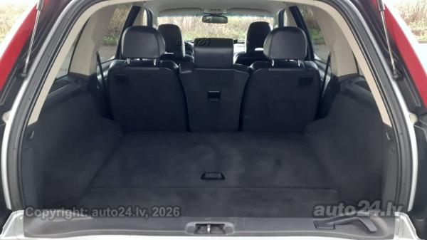 Pelēks Volvo XC90 2007 Kuresāre, ar dzinēja tilpumu 2.40 L un nobraukumu 375 tūkst. km par 2900 €, foto 8 vietnē AUTOMOTO.COM.LV