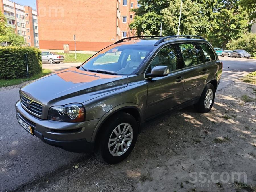 Pelēks Volvo XC90 2007 Ludza, ar dzinēja tilpumu 2.40 L un nobraukumu 260 tūkst. km par 5290 €, foto 7 vietnē AUTOMOTO.COM.LV