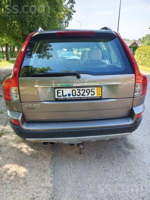 Pelēks Volvo XC90 2007 Ludza, ar dzinēja tilpumu 2.40 L un nobraukumu 260 tūkst. km par 5290 €, foto 9 vietnē AUTOMOTO.COM.LV