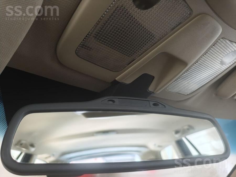Pelēks Volvo XC90 2007 Ludza, ar dzinēja tilpumu 2.40 L un nobraukumu 260 tūkst. km par 5290 €, foto 17 vietnē AUTOMOTO.COM.LV