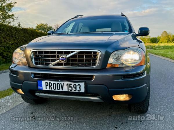 Pelēks Volvo XC90 2008 Tallina, ar dzinēja tilpumu 2.40 L un nobraukumu 298 tūkst. km par 4990 €, foto 2 vietnē AUTOMOTO.COM.LV