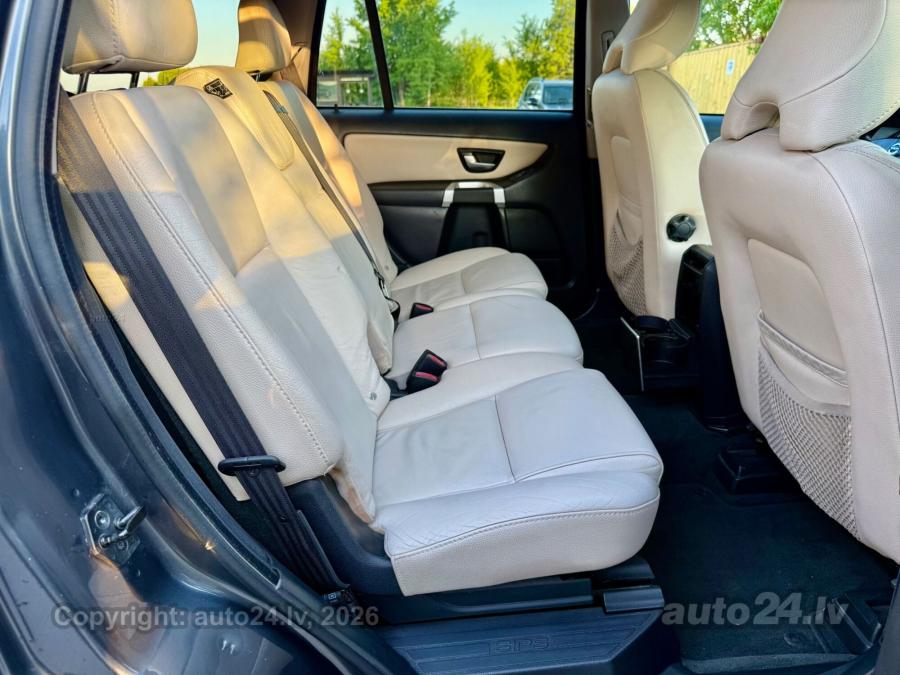 Pelēks Volvo XC90 2008 Tallina, ar dzinēja tilpumu 2.40 L un nobraukumu 298 tūkst. km par 4990 €, foto 14 vietnē AUTOMOTO.COM.LV
