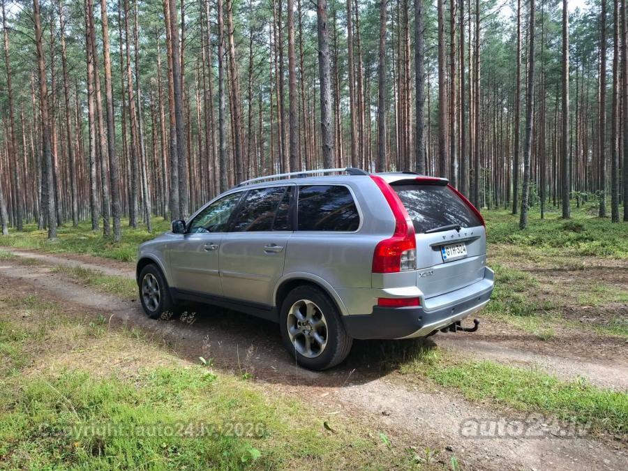 Grey Volvo XC90 2008 in Tartu, with an engine capacity of 2.40 L and mileage of 560 thousand km for 3950 €, photo 5 on AUTOMOTO.COM.LV